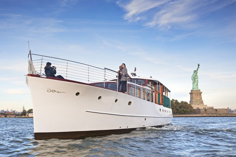 Motor 65.0’ Grebe Boat Rental in New York 32050 | Sailo