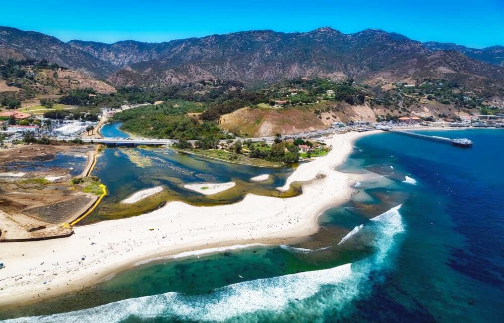 Sailing in South Florida | Sailo Yacht Rental in Miami, FL